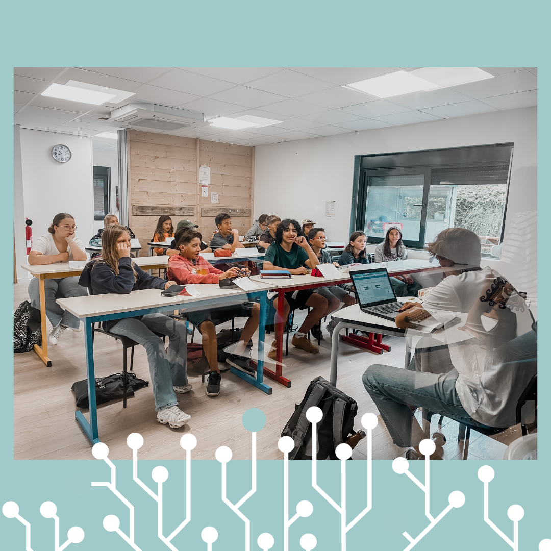 L’enseignement à distance au sein du groupe HackSchooling basé sur le concept de la présence à 3 ...